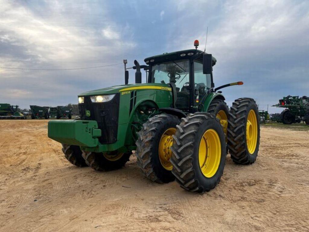 SOLD - 2018 John Deere 8370R Stock No. C692804 Tractors with 3,152 Hrs | Tractor Zoom